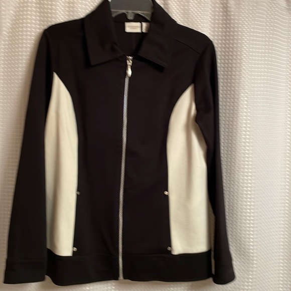 Chico's | Jackets & Coats | Chicos Blackoff White Short Jacket | Poshmark